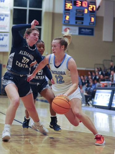 Sears, Wilson lead Lady Pioneers past Alexander Central | Sports ...