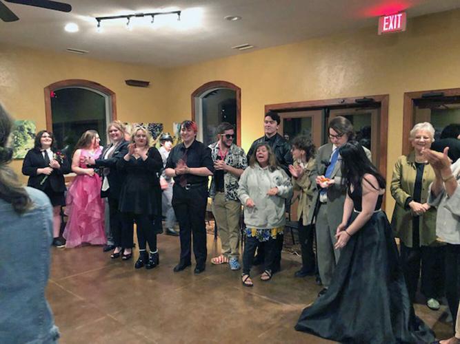 Linville Falls Winery hosts ‘killer’ evening | Mountain Times ...