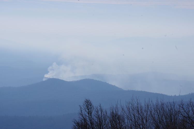 Lost Cove Fire 80 percent contained, burned an estimated 1,000 total ...