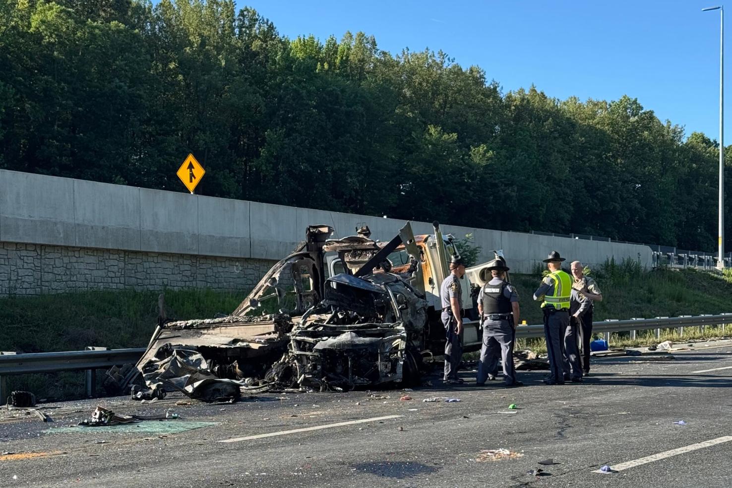 Crash kills 5 in Virginia including family of 4 traveling to wedding ...