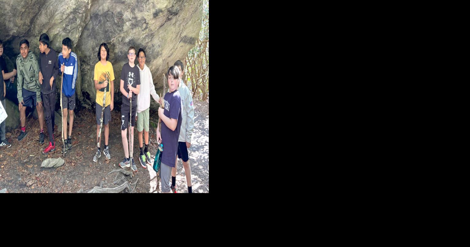 Sixth grade at AMS earns 2024 Hiker Badge | Mountain Times ...