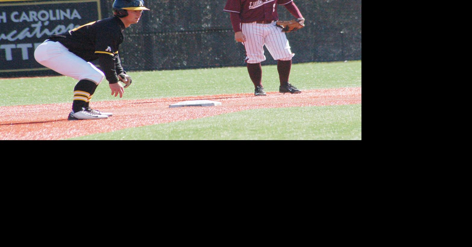 App State baseball player pitches BP for brother at HR derby | Sports ...