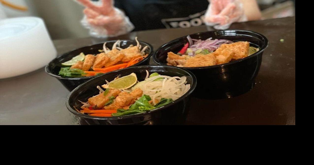 Late-night noodles: Build-your-own soup, stir-fry at Twenty Pho Seven ...