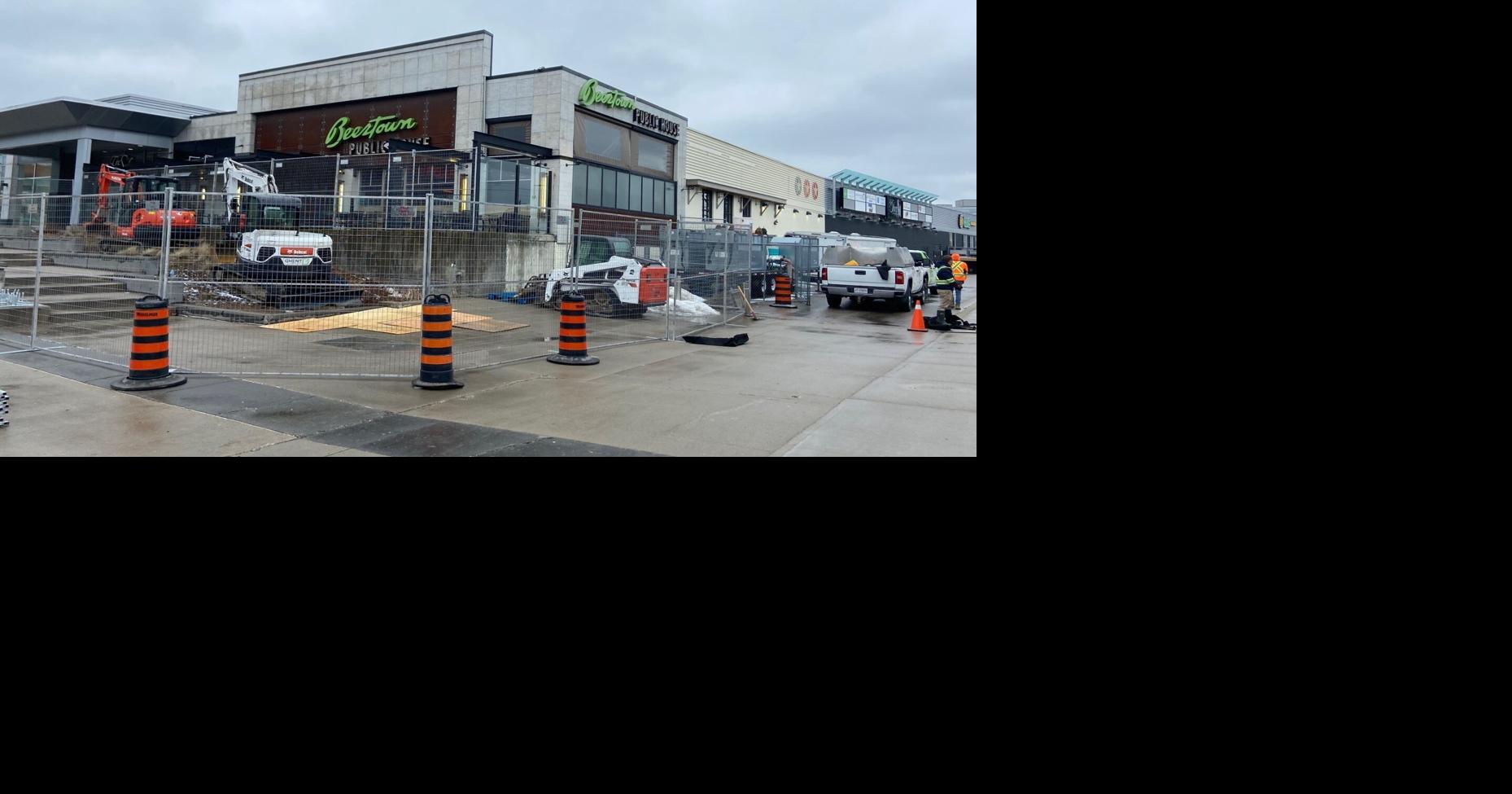 WHAT’S GOING ON HERE? Waterloo Town Square