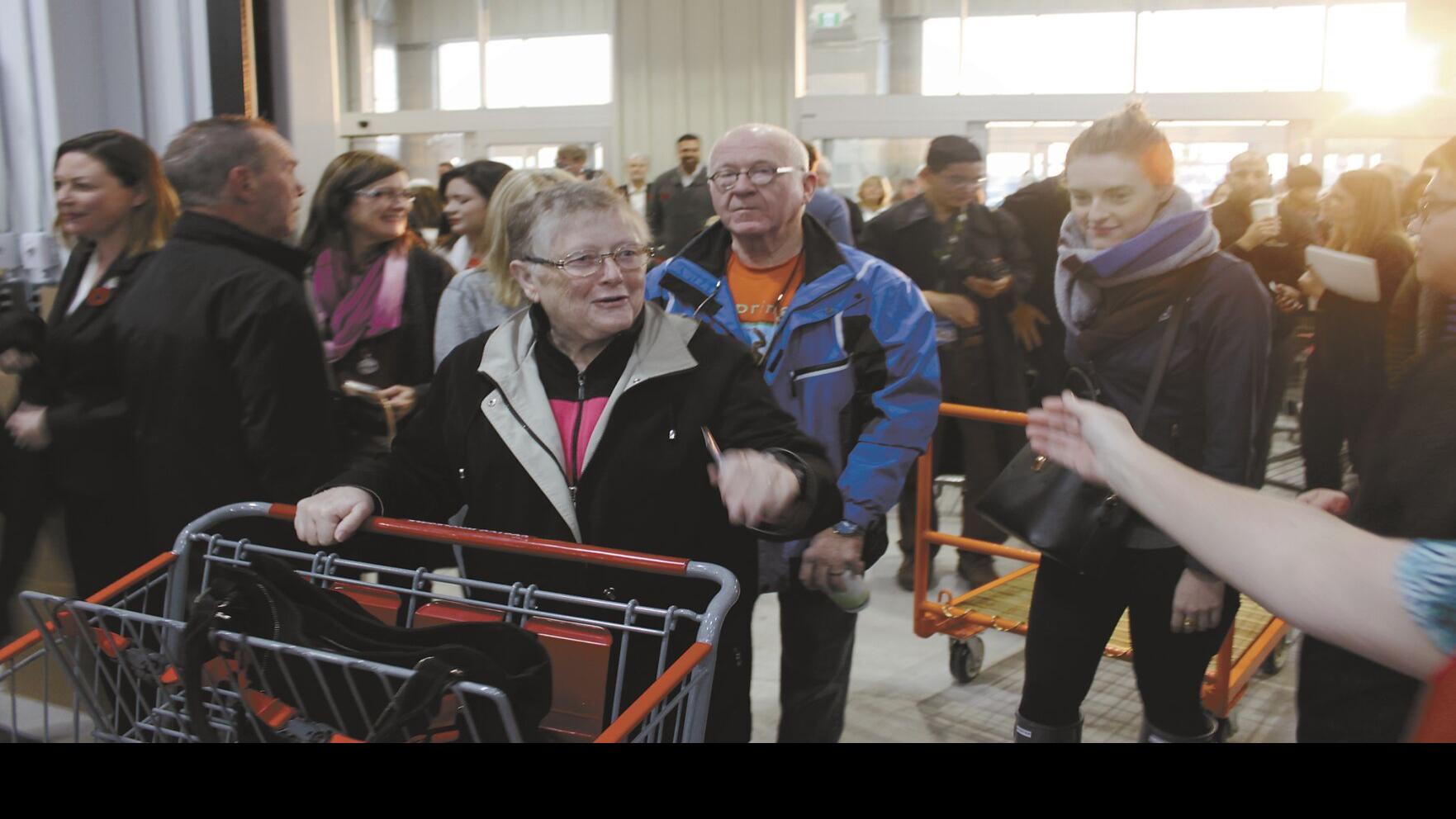 Costco makes its grand entrance in Waterloo