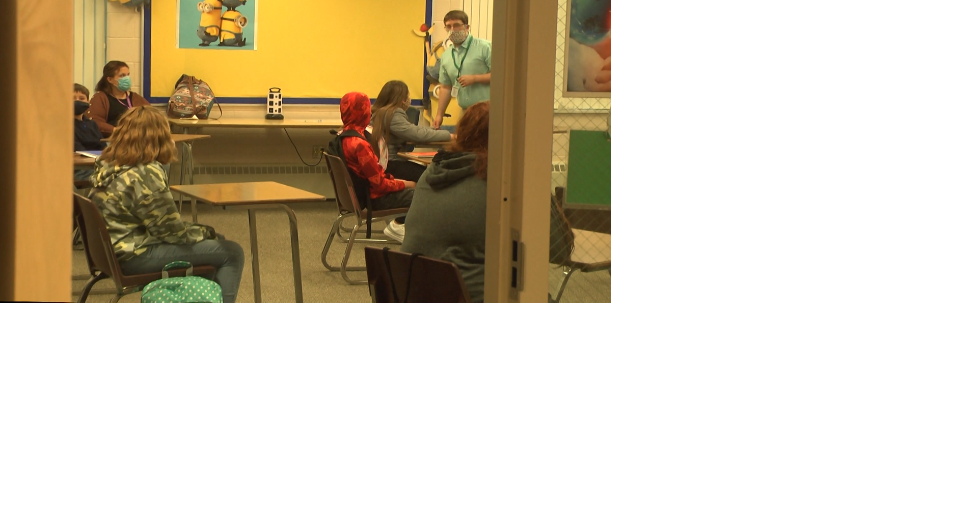 Students first day back in the classroom | Community | wbkb11.com