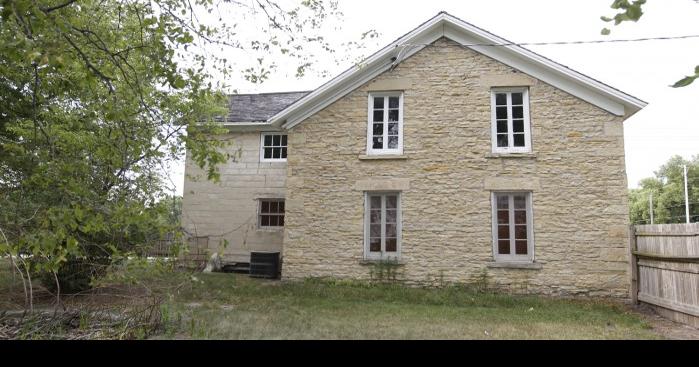 City may buy Dunsmore house for African-American museum