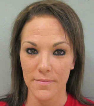 Two from Oelwein arrested in child endangerment case