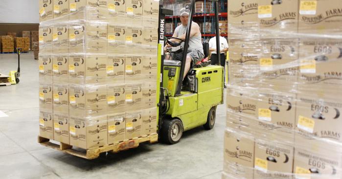 Fareway, Sparboe Farms donate eggs to food banks