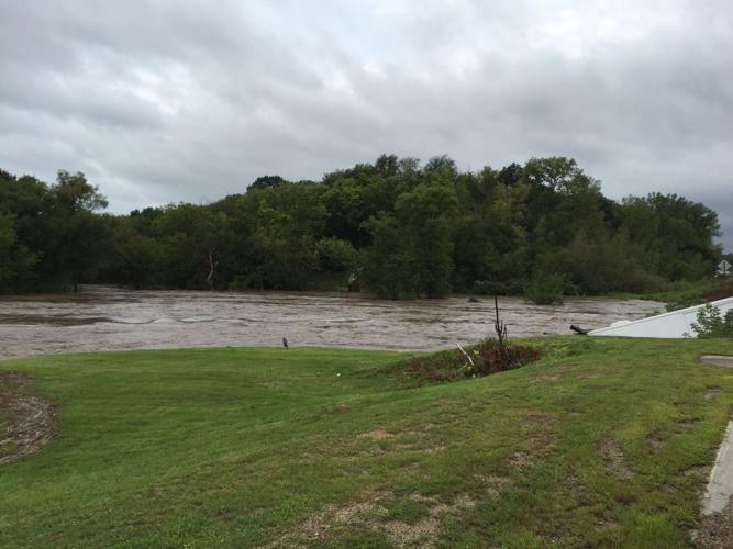 UPDATE: One dead, many evacuated in NE Iowa flooding