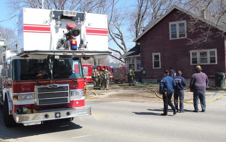 Waterloo Fire Rescue responds to downtown house fire