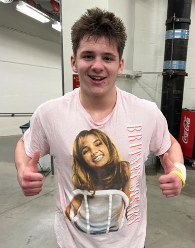 State Wrestling: Columbus Catholic pushes three wrestlers into state finals