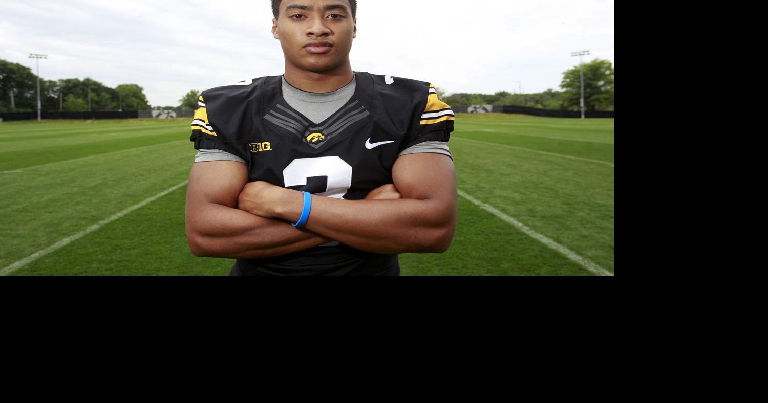 Iowa football: Hawkeyes' depth chart features a youth movement