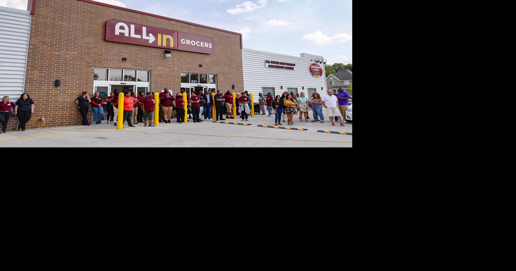 Waterloo 'All-In' as new grocery store opens downtown