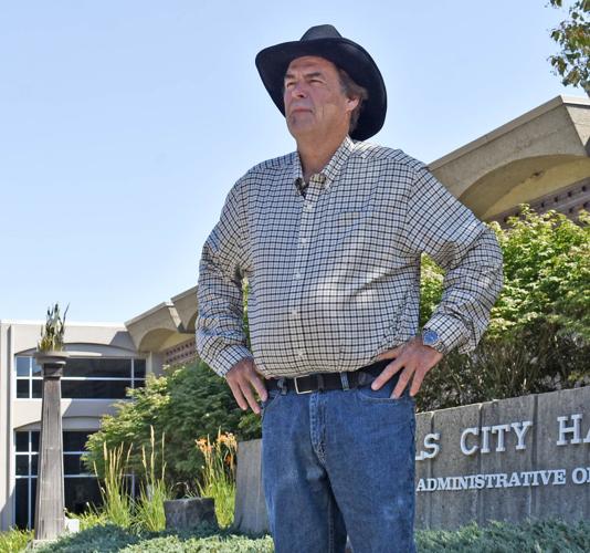 Businessman Dave Sires joins Cedar Falls city council race