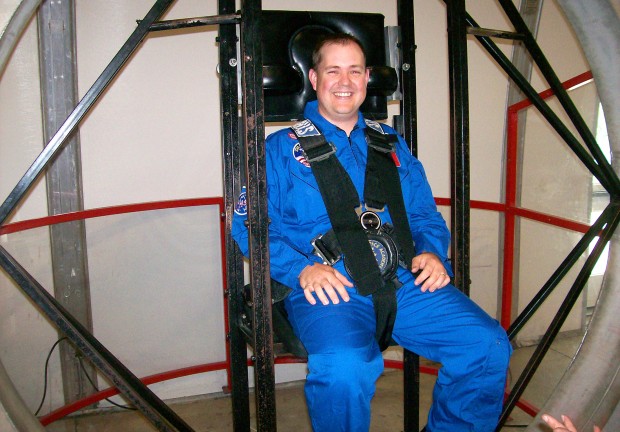 Teacher gets down to Earth about science