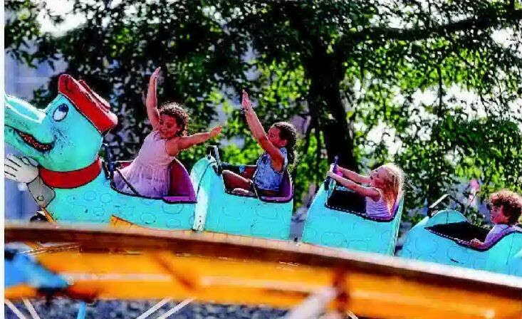 CELEBRATE GOOD TIMES