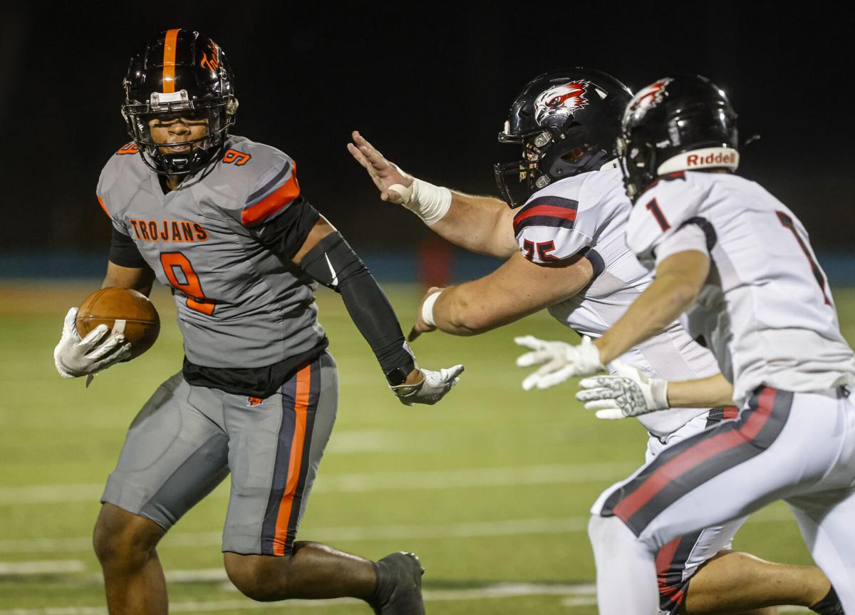 Photos: Waterloo East football vs. Mason City, Oct. 4