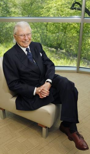 Robert Waller makes multi-million dollar gift to UNI