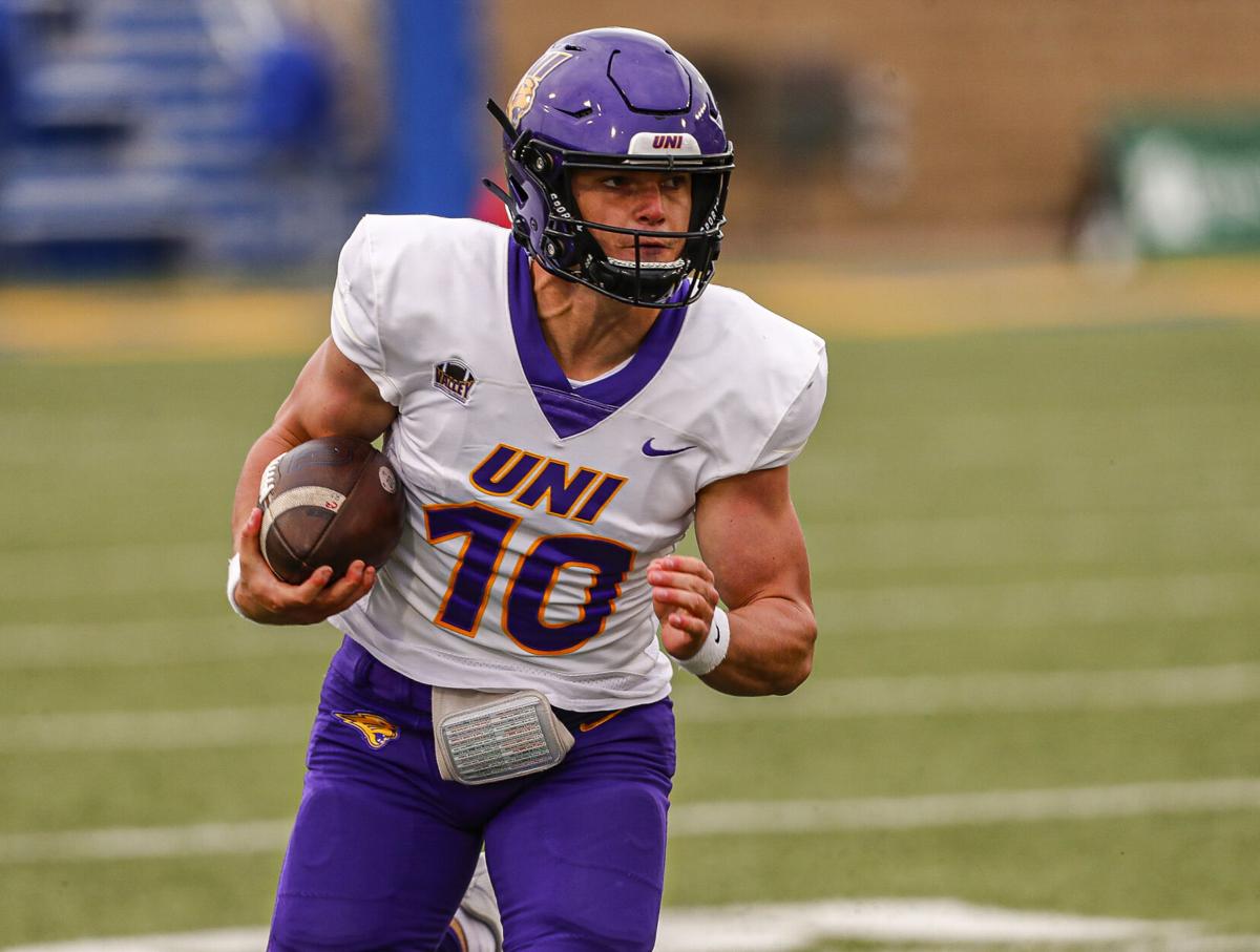 Aidan Dunne wins Northern Iowa's quarterbacking job