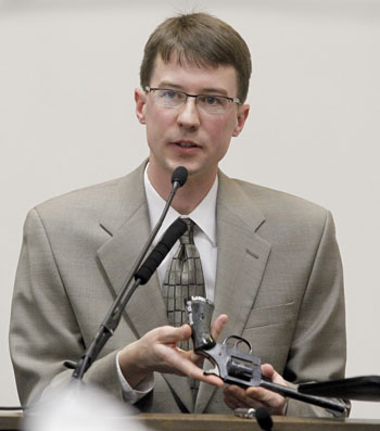 Jurors to hear Becker's side in murder trial