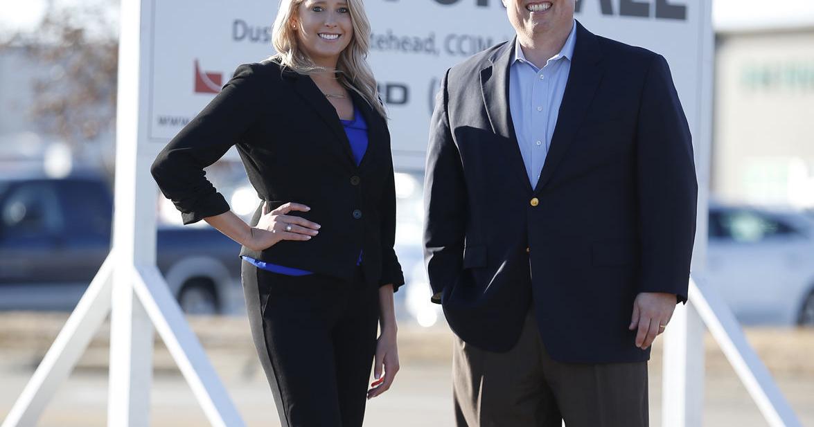 UPDATE: Outside the big box: Entertainment, convenience key to retail's ...