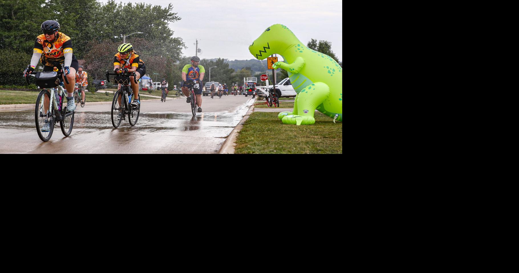 RAGBRAI rolls into Tama-Toledo