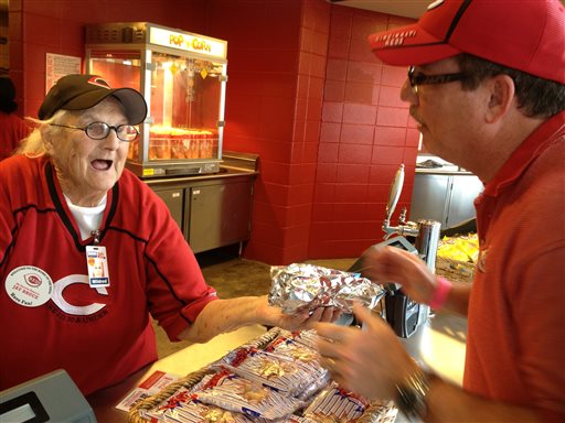 Hot dog vendor retires after 60 seasons with Reds