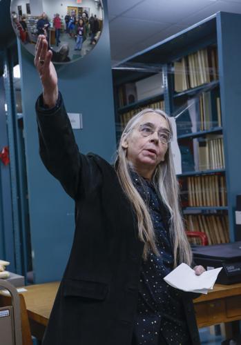 Senate panel pushes bill to drop Iowa City archive mandate