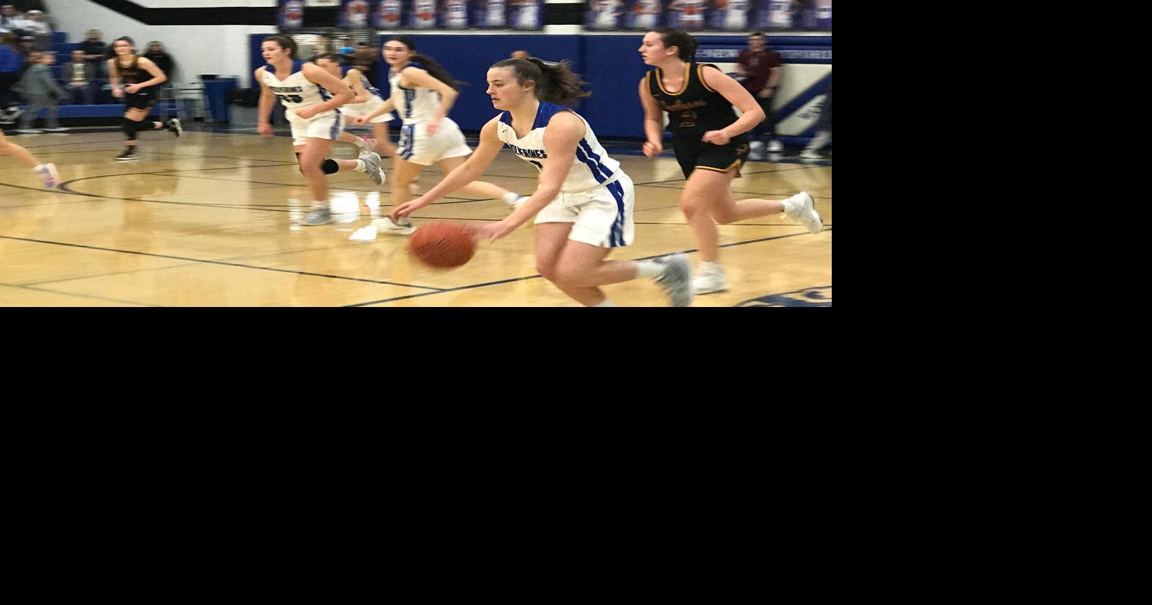 Wolverines complete season sweep of Denver with 49-39 win