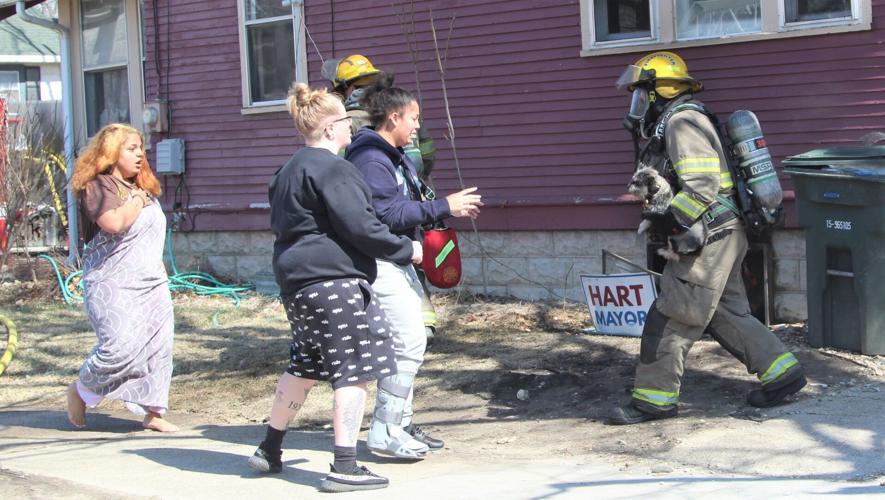 Waterloo Fire Rescue responds to downtown house fire