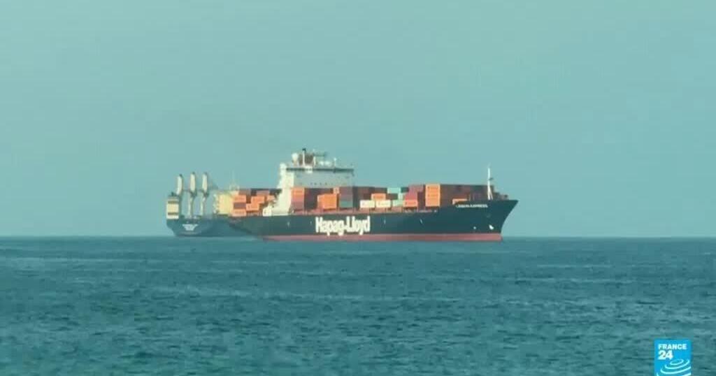 No toll but ‘maritime service fees’ for Strait of Hormuz?