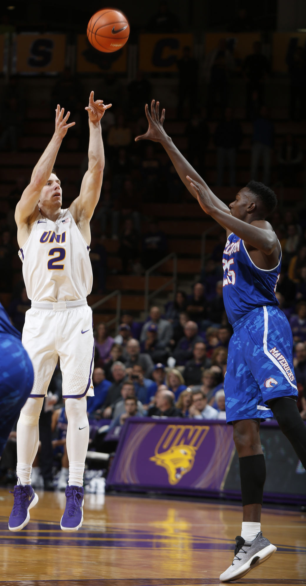 UNI basketball: Late run lifts UNI past UT-Arlington | Men's Basketball ...
