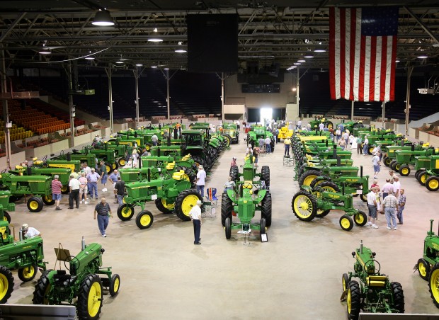Rare finds: Expo attendees come to admire, buy vintage tractors