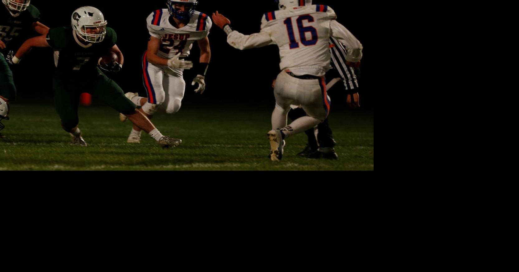Prep football: Columbus offense gets moving as Sailors top Jesup, 56-14