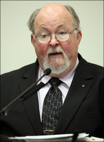 Expert witnesses disagree on Becker's capabilities | Local News ...