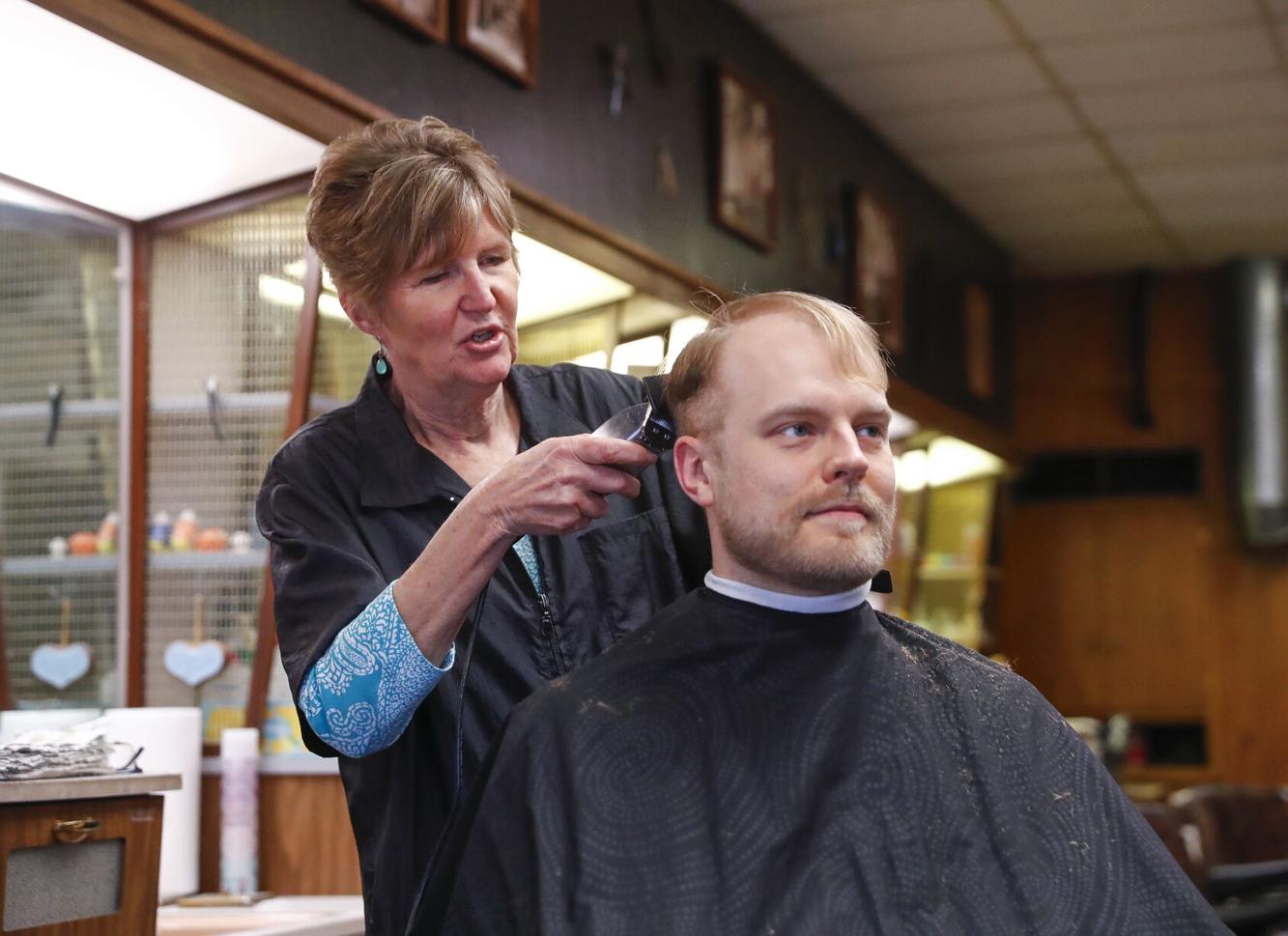 Cedar Falls barber shop maintains 'vintage' presence on Hill