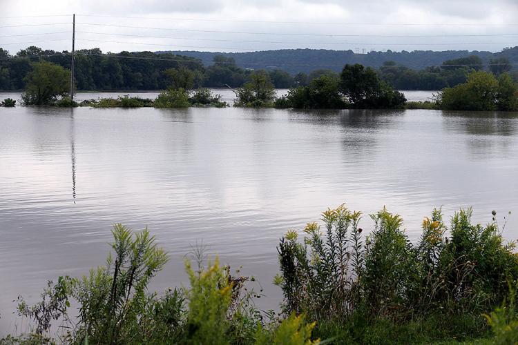 UPDATE: One dead, many evacuated in NE Iowa flooding