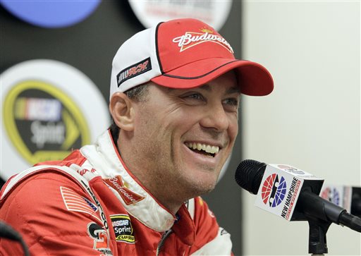 Harvick keeps Bud, drives No. 4 for Stewart-Haas