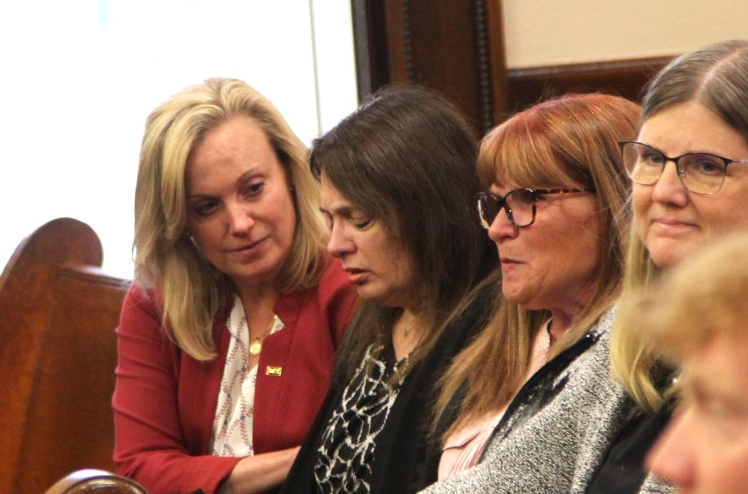 Jurors seated in missing teenage girl murder case in Decorah