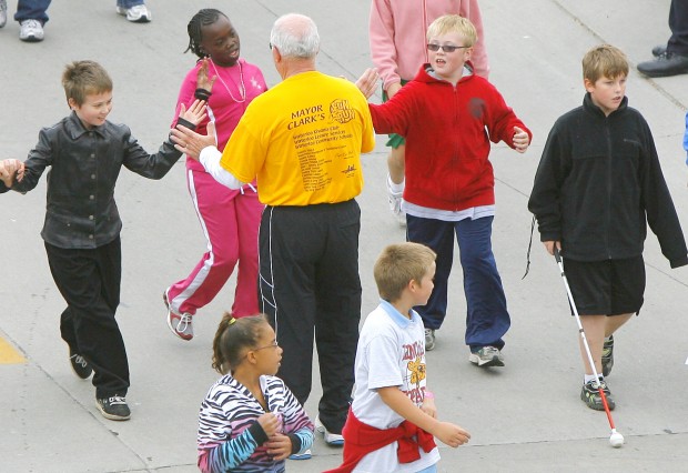 Waterloo Mayor's Fun Run with school kids is Thursday