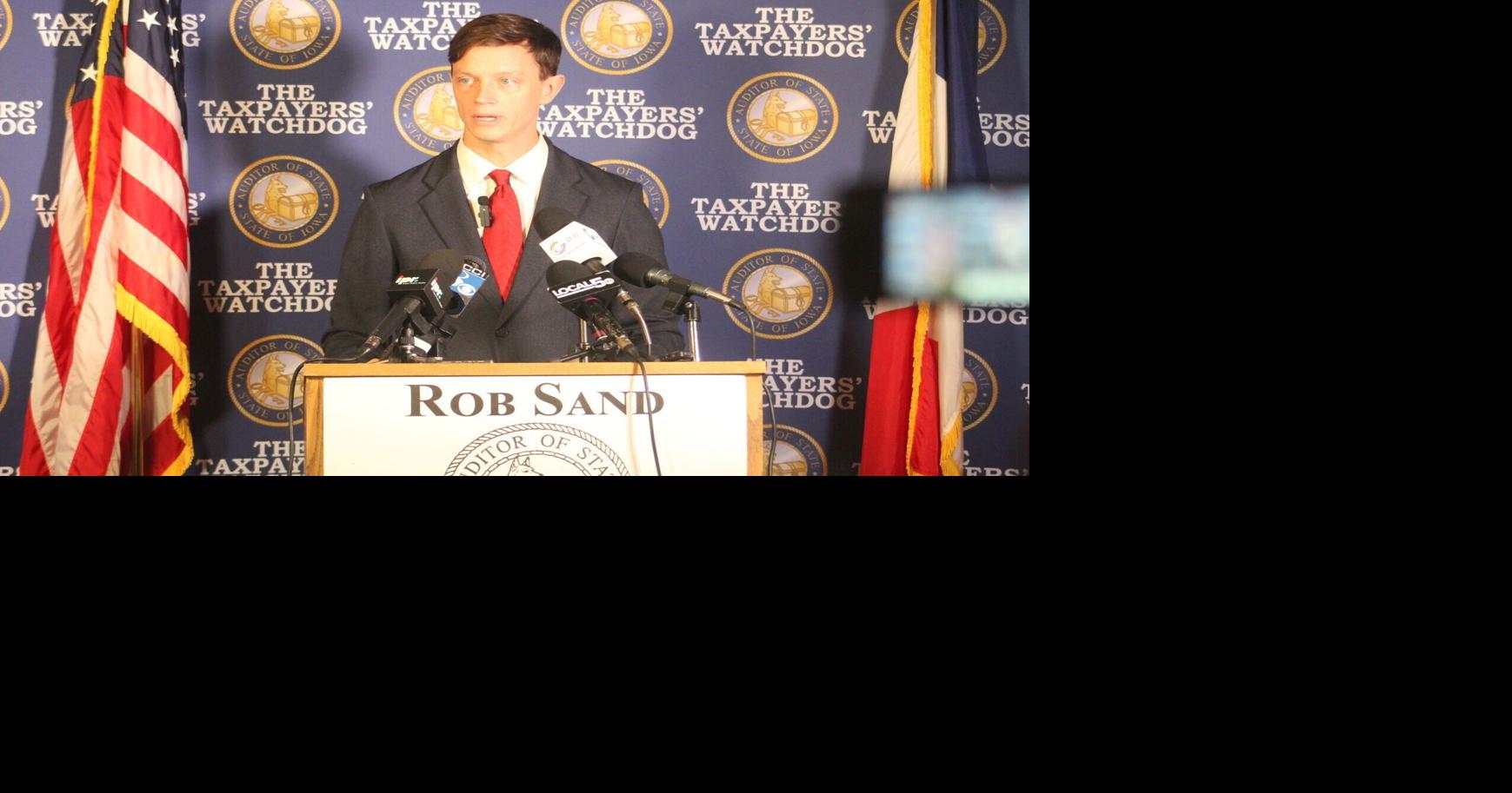 Sand, Reynolds bicker over private school tuition oversight