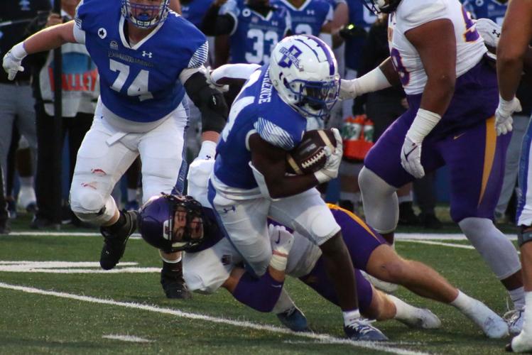 Farley wants it to sync up for seniors Saturday