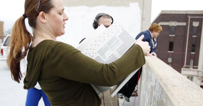 Photos: Computer toss