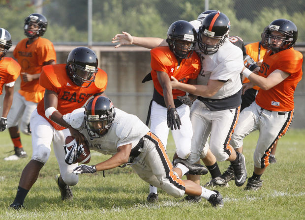 Prep football update: More progress is on Trojans' agenda