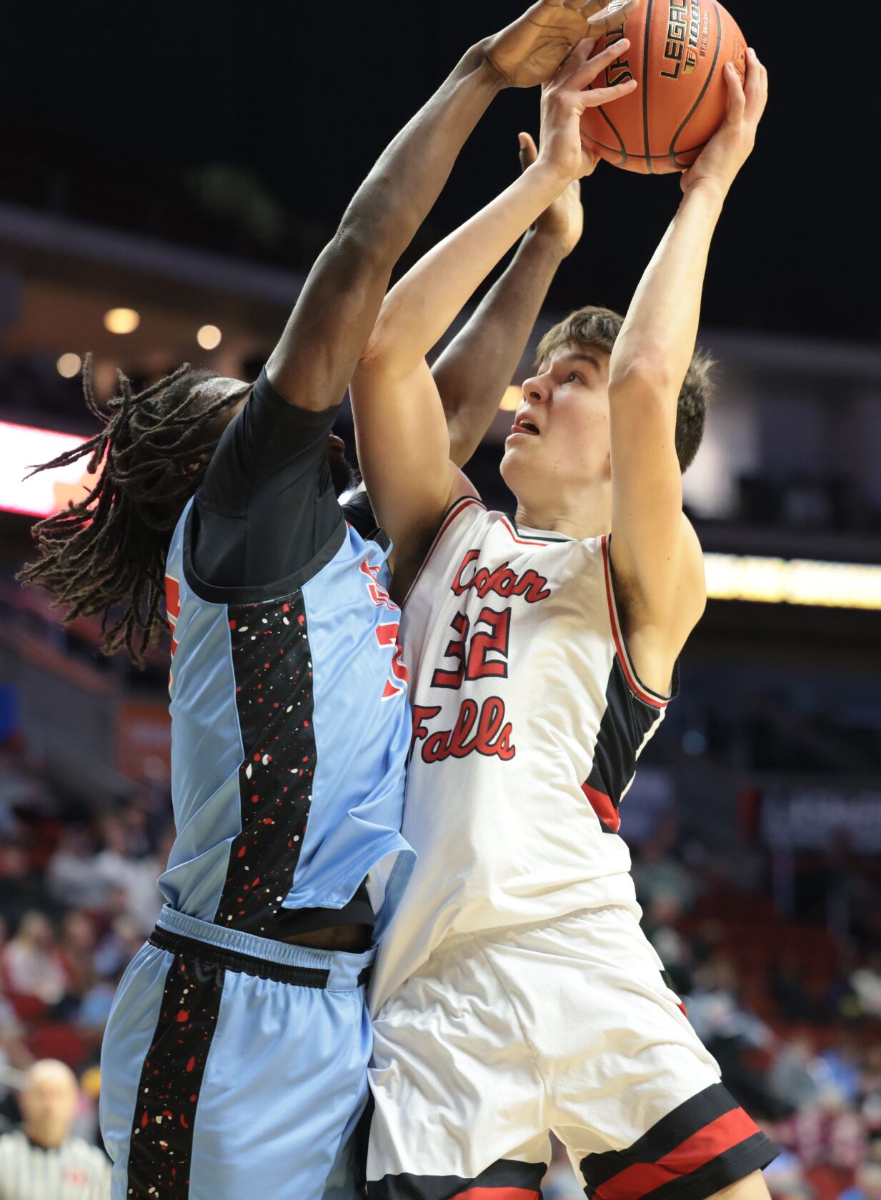 Iowa House honors KWWL anchor Ron Steele for TV news work