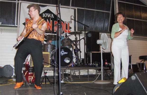 Connie Valens to appear at Sweetheart Dance on Saturday