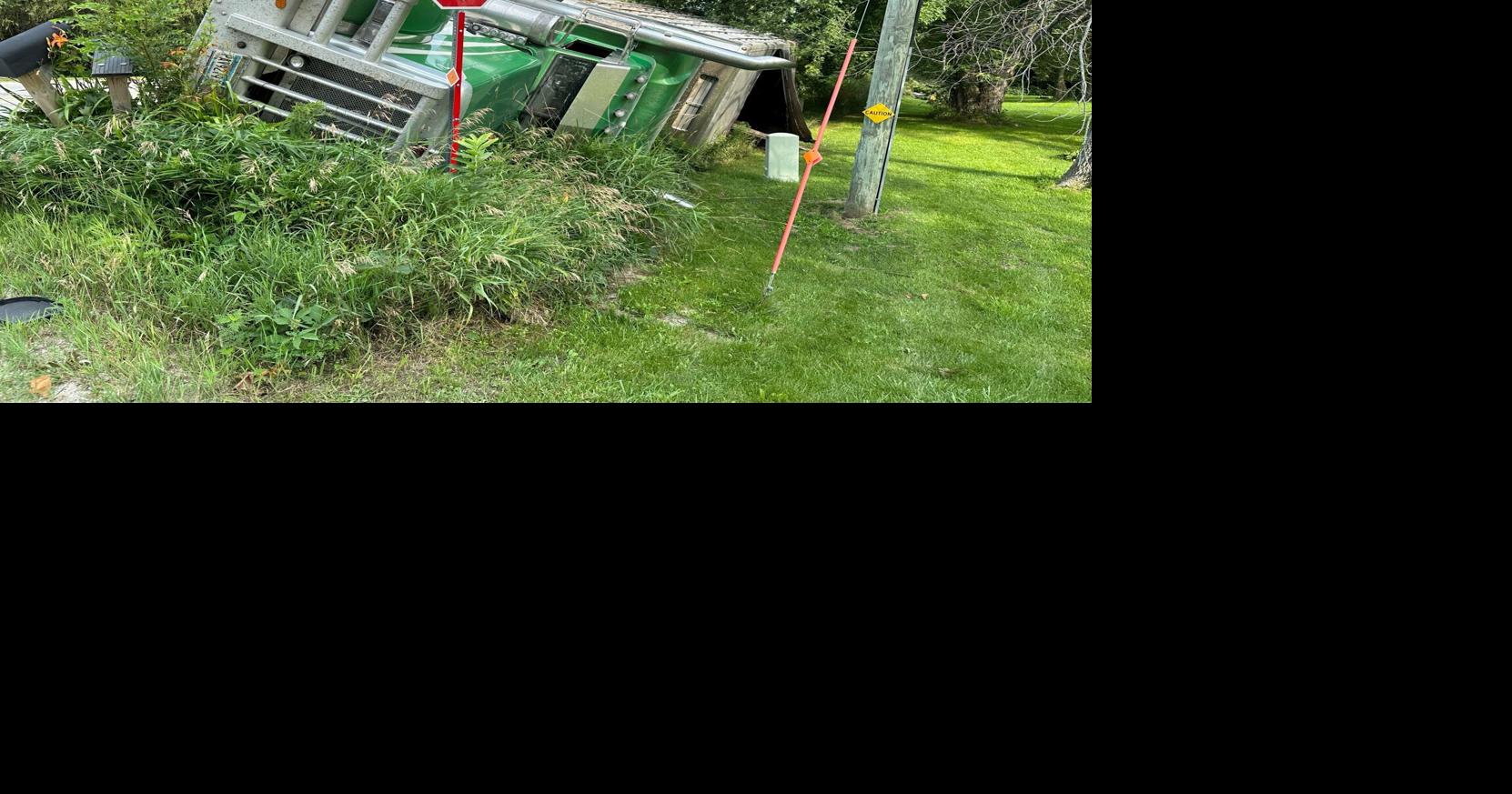 Cattle escape from overturned semi in Buchanan County