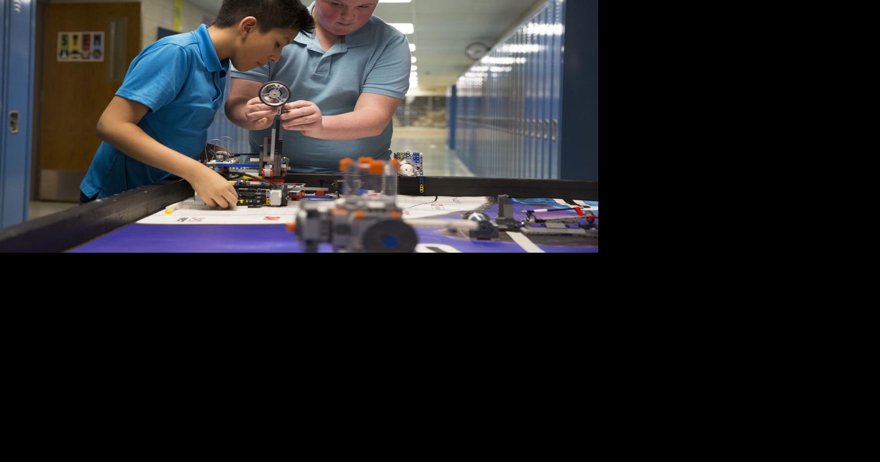 Northeast Iowa Lego League teams competing at state championships