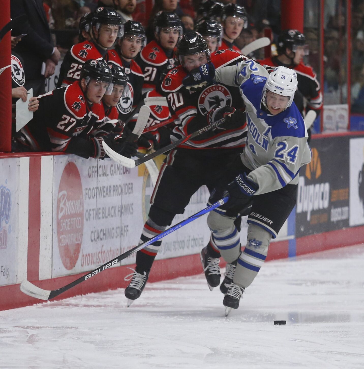 Black Hawks destroy Stars, one game from Clark Cup finals